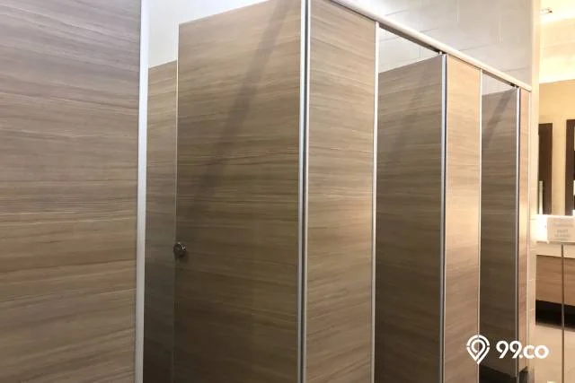 Mengenal Cubicle Toilet: Definisi, Ukuran, Material, dan Harganya