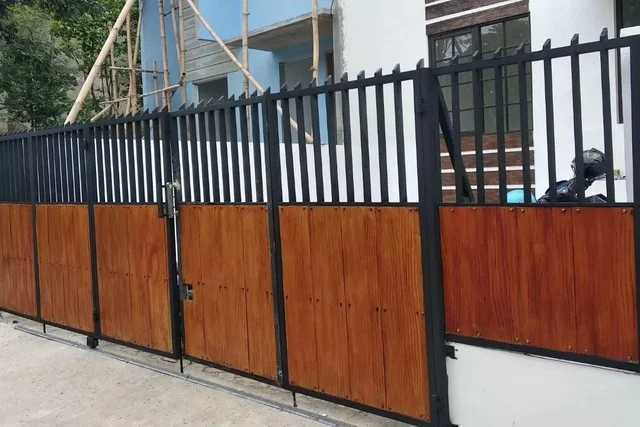 14 Model Pagar GRC Motif Kayu yang Bisa Mempercantik Rumah