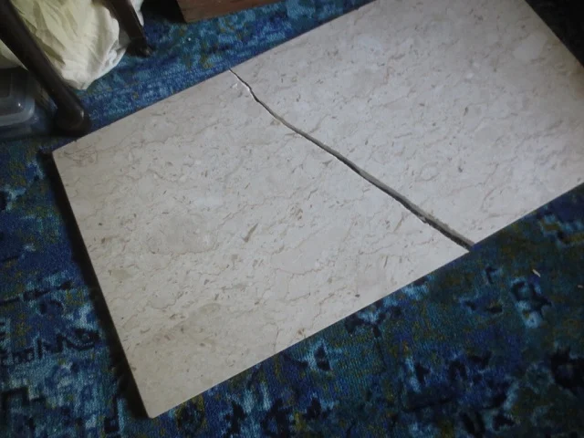 Cara Menyambung Marmer yang Patah dengan Mudah. Irit Biaya!