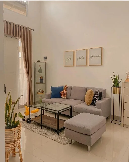 10 Inspirasi Desain Ruang Tamu 4x4 yang Minimalis dan Luas