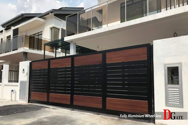 10 Inspirasi Pagar Aluminium yang Cocok untuk Berbagai Model Rumah
