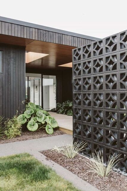 20 Inspirasi Desain Pagar Roster Rumah yang Menarik