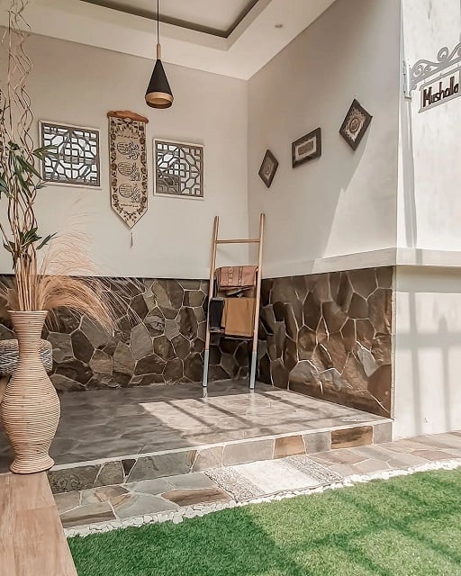 7 Ide Desain Mushola Rumah Outdoor yang Nyaman Estetik