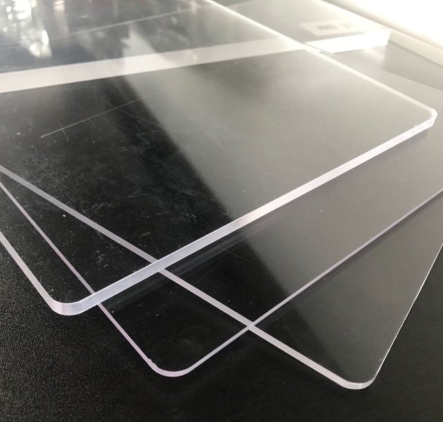 6 Bahan Solid Surface yang Membuat Harganya Mahal. Apa Saja?