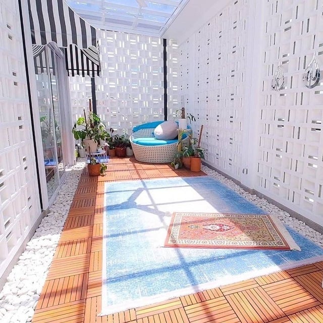 7 Ide Desain Mushola Rumah Outdoor yang Nyaman Estetik