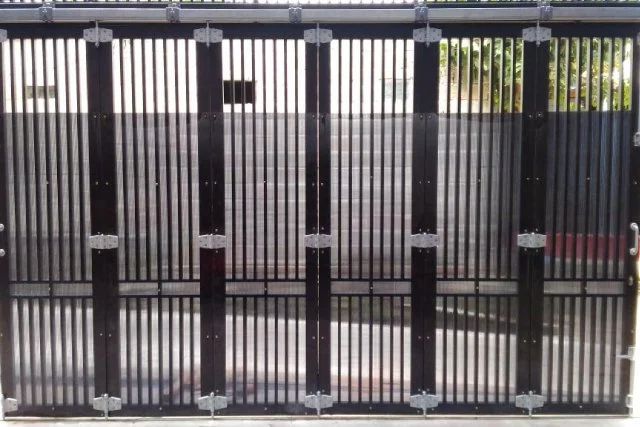 15 Inspirasi Model Pintu Garasi Besi Hollow, Tampilan jadi Menawan!