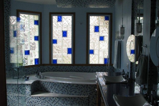 7 Model Pemasangan Glass Block Persegi Panjang, Rumah jadi Aesthetic!