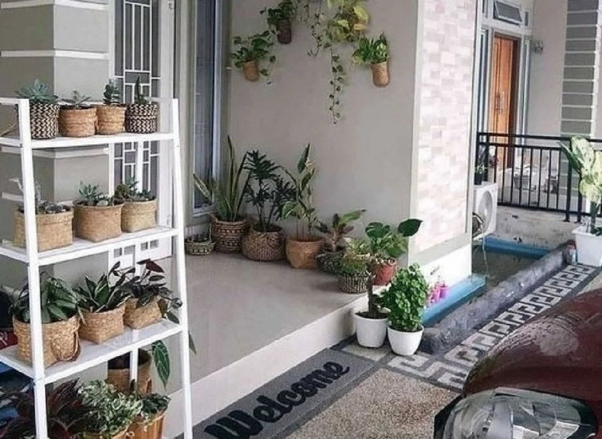 7 Desain Teras Rumah Type 30/60 yang Modern dan Tampak Lega