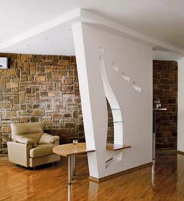 7 Inspirasi Model Partisi Gypsum Ruang Tamu, Bikin Interior Menawan!