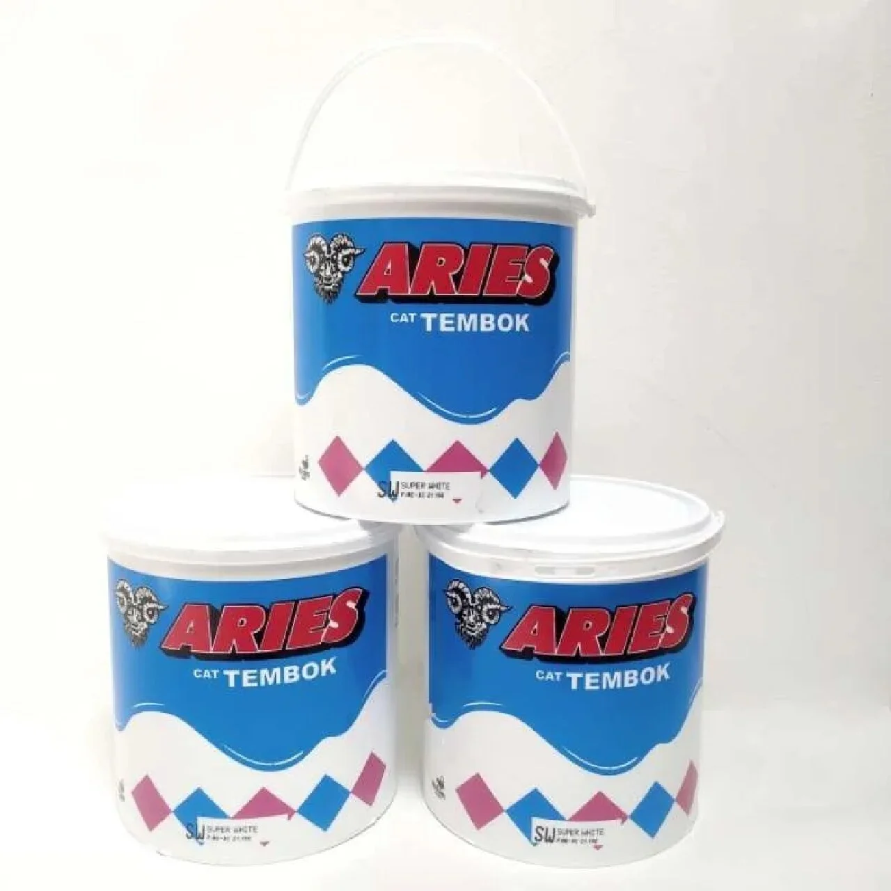 10 Rekomendasi Merk Cat yang Bagus untuk Kamar Tidur