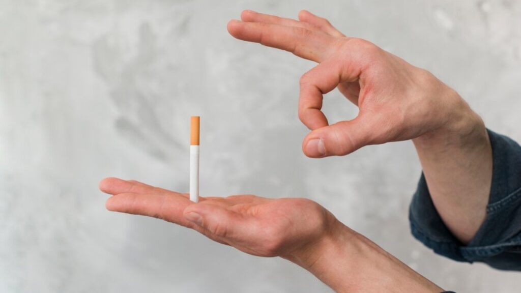 Cara Menghilangkan Bau Rokok di Kamar yang Efektif