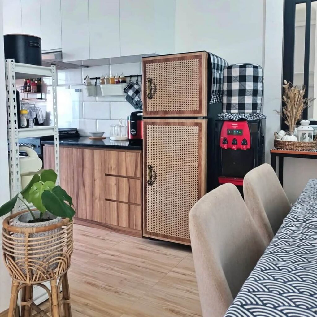 7 Desain Stiker Kulkas yang Aesthetic dan Unik beserta Harganya