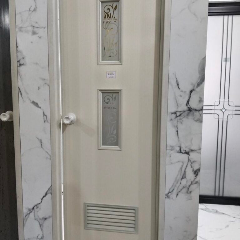 7 Merk Pintu Kamar Mandi PVC yang Bagus 2025