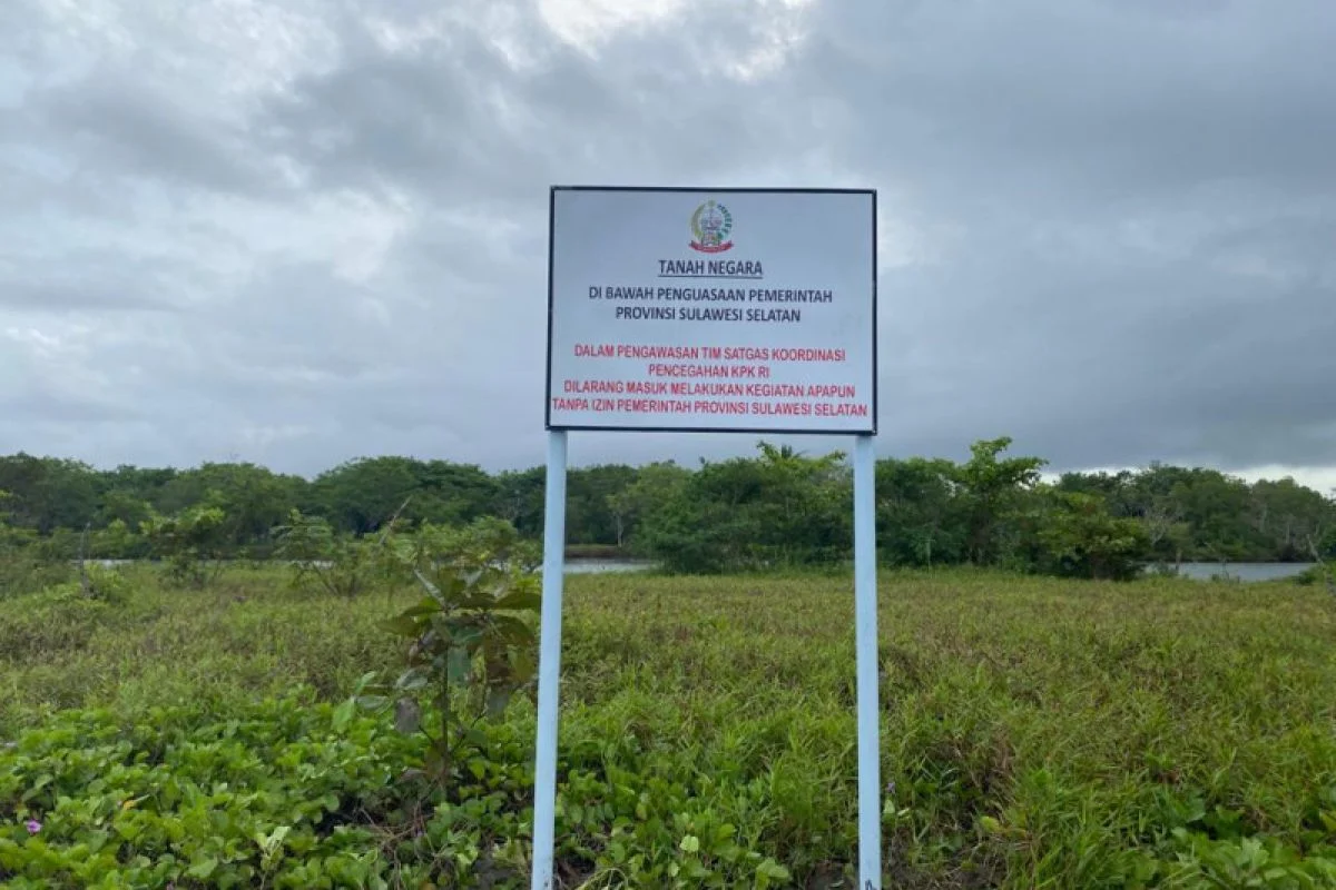 Plang Tanah Milik: Pengertian, Fungsi, hingga Contohnya