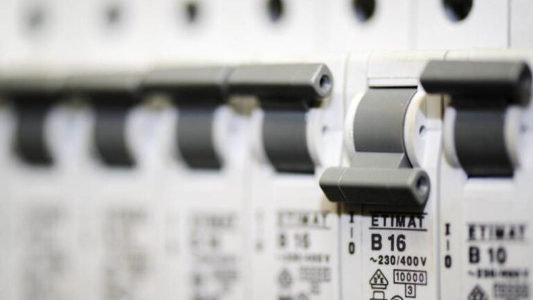 Ukuran MCB Listrik Sesuai Peruntukannya di Rumah, Jangan sampai Tertukar!