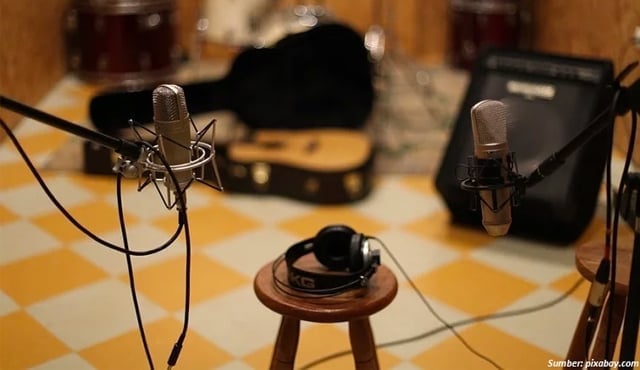 9 Tips Membuat Desain Ruang Musik di Rumah. Keren & Nyaman!