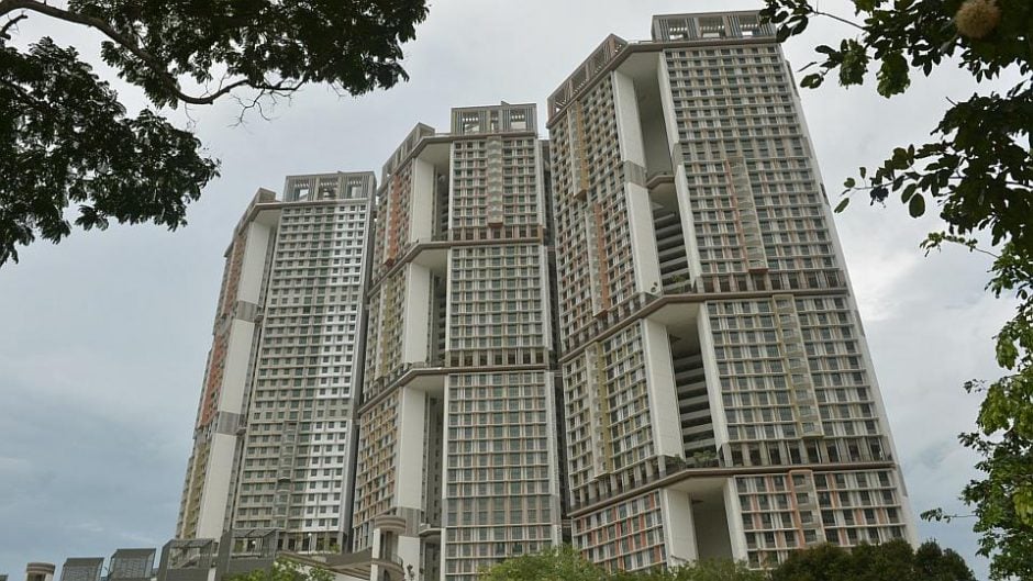 Dawson HDB residents furious over public rooftop access that caused New ...