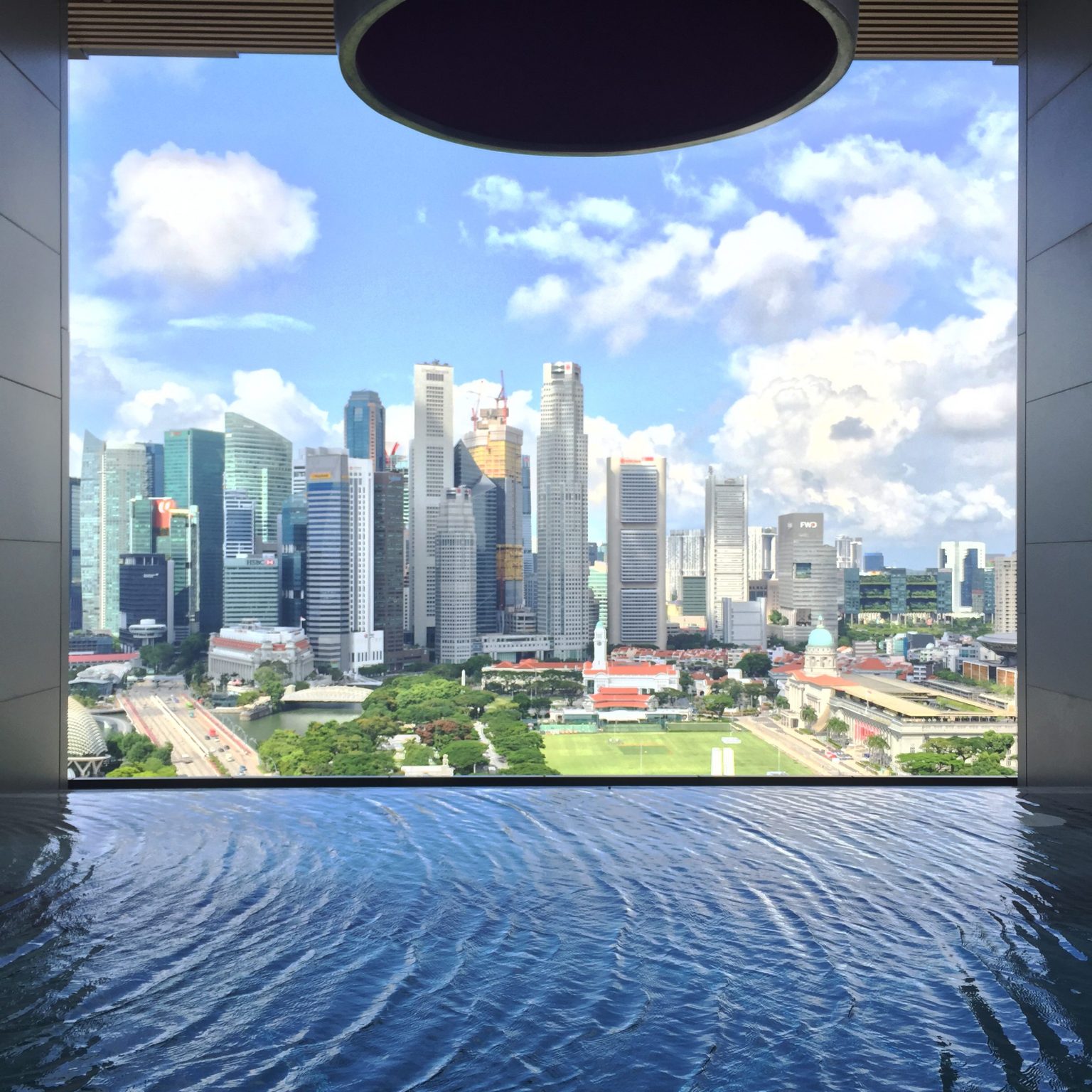 4 gorgeous SG condo swimming pools you'll want to cool off in - 99.co