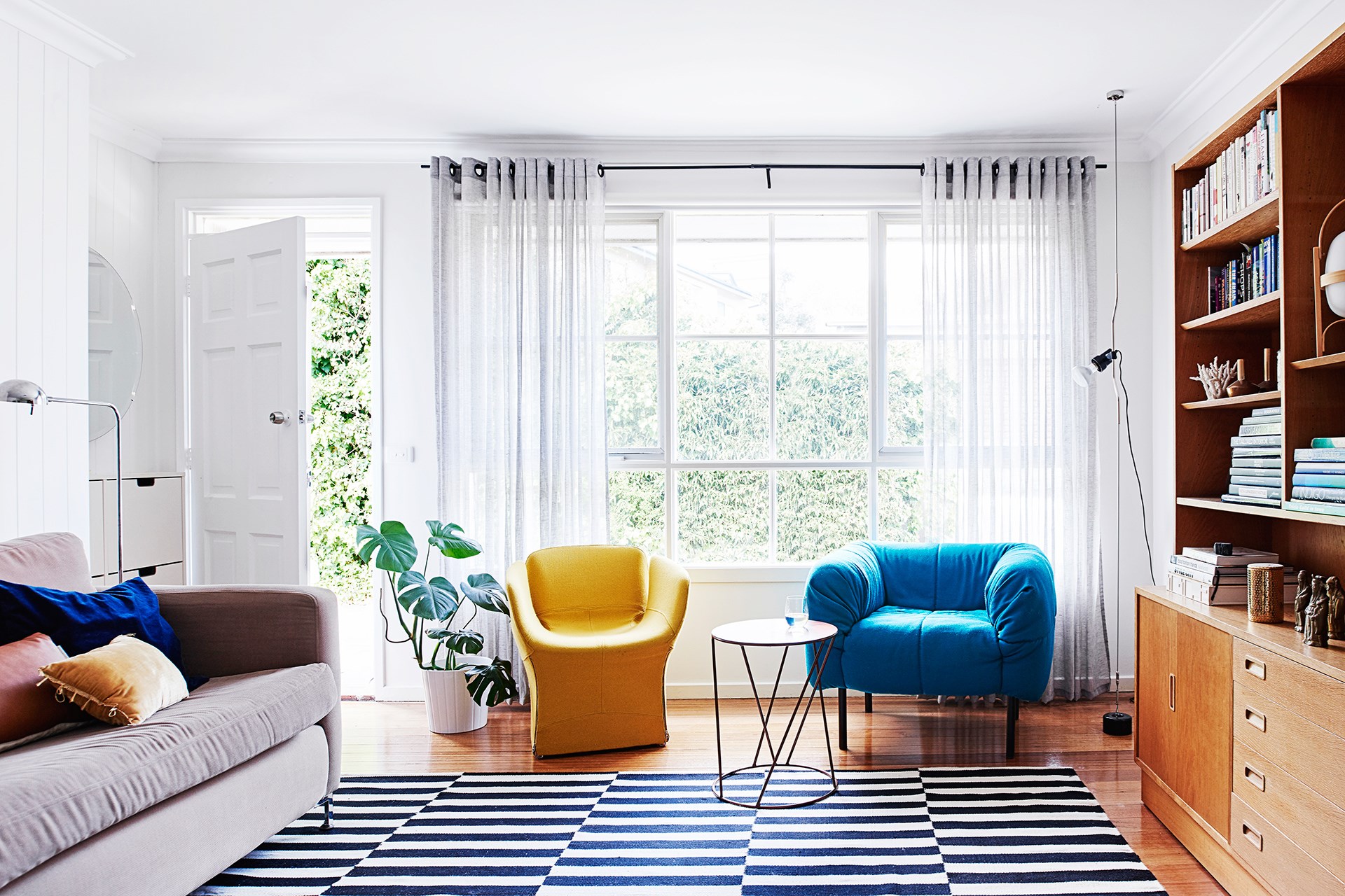 Five easy ways to decorate your rented apartment